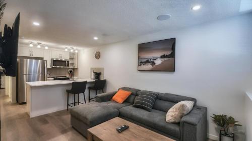 Cozy Place To Stay In South Calgary - Calgary