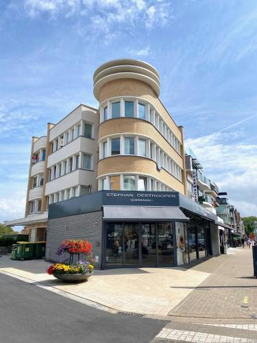 Julia's Surf Shack - La Panne