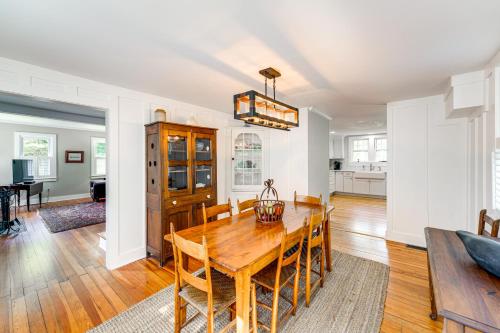 2 Mi To Dtwn: 2-acre Retreat W/ Large Yard! - Hammonasset Beach State Park, Madison