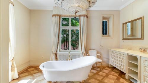 Entire Villa Imperial In Central Zurich - Canton of Zürich