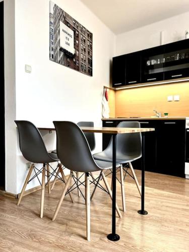 Historical City Center Apartment - Komárno