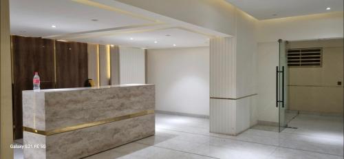 Luxury One Bedroom Studio Apartment With Kitchen Gulistan Johar - Karachi