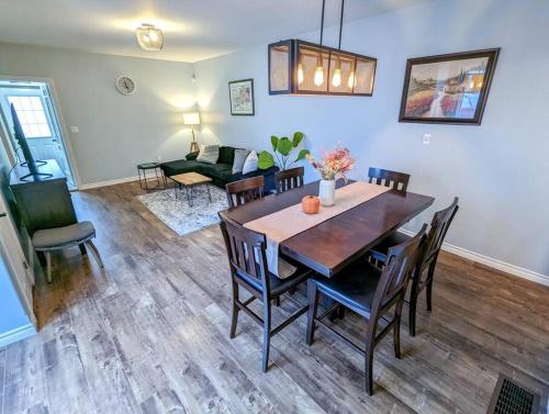 Cozy 2bdr Oasis In Ontario's Best Adventure Town - Sault-Sainte-Marie