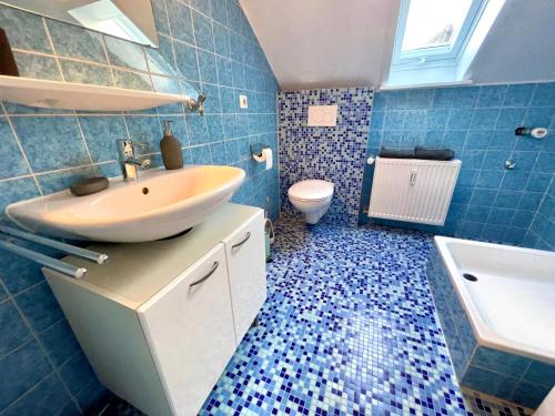 Sky Studio Apartment 1,5 Zimmer Fur 4 Leute Zentral 35qm S-bahn Mercedes Benz - Leonberg