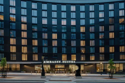 Embassy Suites By Hilton Madison Downtown - Madison, WI