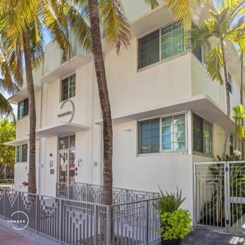 Vonder Miami Beach - Unit 9 - Fisher Island, FL