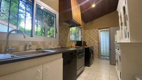 Chambre Avec Sdb Et Petit Dejeuner Aux Chartrons - Bordeaux