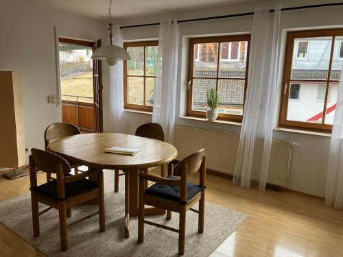 Großzugige, Helle 3,5 Zimmer Wohnung - Albstadt
