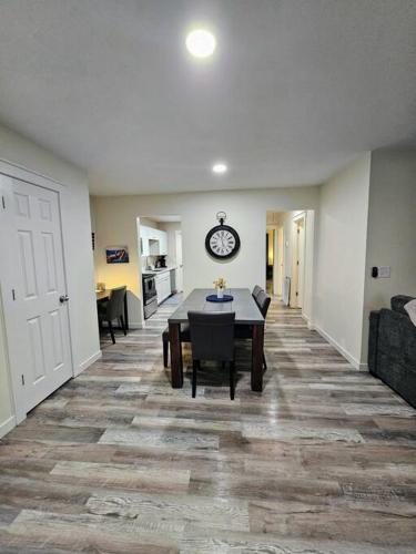 Madrona's Cottage A - Charleston, SC