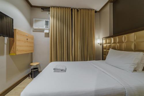 11 Best Hotels in Naga City, Philippines
