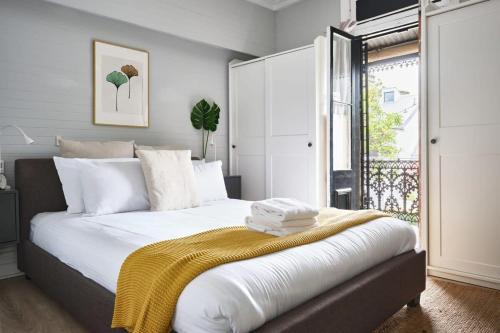 3 Bed Premium Terrace With Parking - Sydney