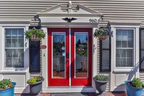 Eagle Wing Inn - Cape Cod - Eastham, MA