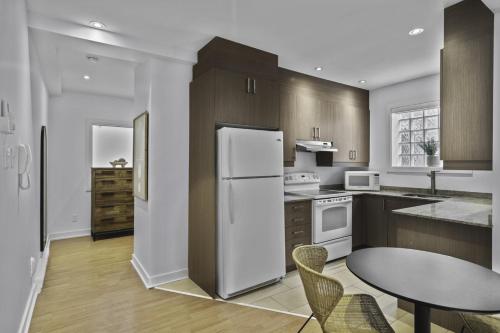Trendy Open-space Studio By Jean Talon Market - Montreal