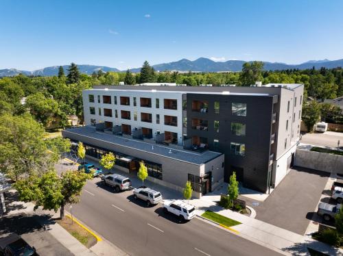 Stylish Sobo Condo - Steps To Main St - Bozeman, MT