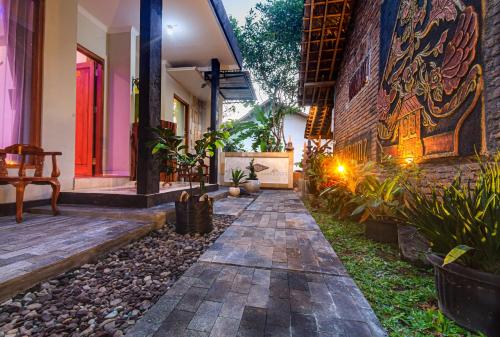 Morobudur Guesthouse - Borobudur