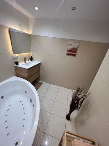 Appartement Pres De Paris, Disney & Cdg - Tremblay-en-France