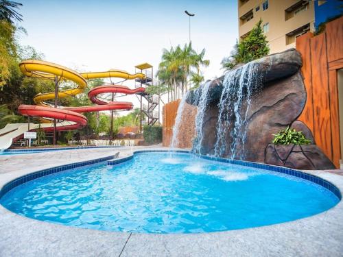 Aguas Termais Naturais Piscinas Quentes 24 Horas Mais Acesso Incluso Aos Parques Aquaticos Dos Resor - Caldas Novas