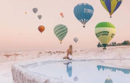 White House - Pamukkale