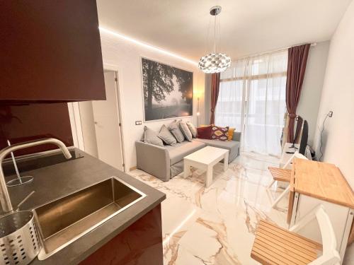 Piso Canteras/2 Bedroom+balcony+parking At Beach - Las Palmas