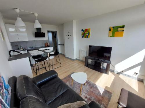 Le Voltaire - Wifi & Vue Pyrenees - Tarbes