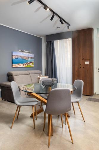 Modern 1br Maisonette With Back Yard - Close To Manoel Island Saint Julians & Tigne Shopping Mall - Valletta
