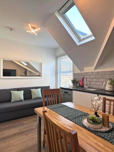 Granada Apartments At Pleasure Beach - Blackpool