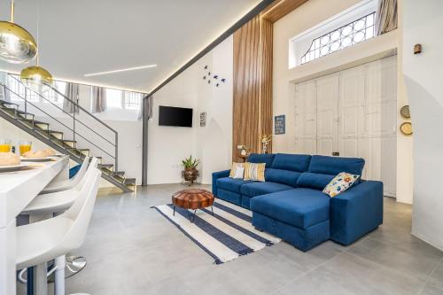 Host Wise - Elegant Loft With Historic Charm & Terrace - Portel