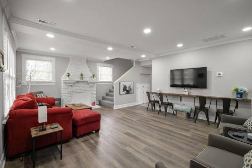 The Farmhouse Spacious, Moo-tiful Haven By Rva! - Richmond