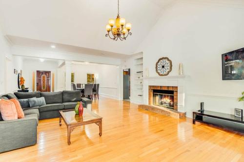 Atlanta 5br Luxe Pool Retreat,sleeps 12 - Conyers, GA