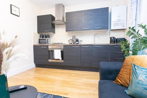 Roomy Bliss - Your Home Away - Earls Court