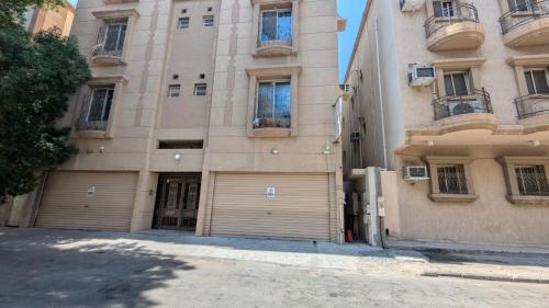 Ban Luxury Apartments - Dammam