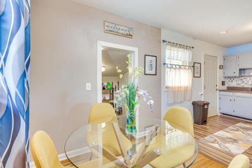 4 Mi To Dtwn: Home W/ Fenced Yard In Portsmouth! - Chesapeake, VA