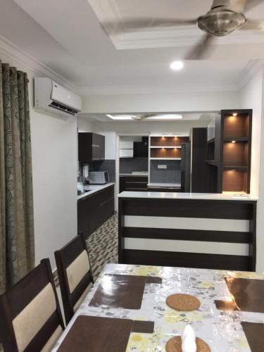 Luxurious 2 Bedroom Apartment In Thiruvalla Town - Thiruvalla