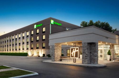 Holiday Inn Cleveland-Mayfield Hotel in Cleveland from $104