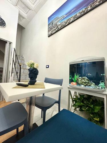 Caminneci Palace & Rooms - Palermo, Italy