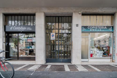 Milano Ticinese Guest House - Milan