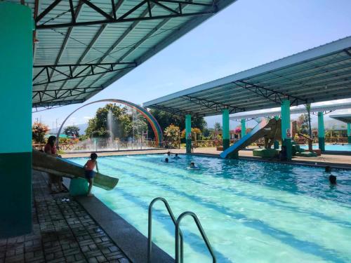 Izzy Riverfron Resort - Mangatarem