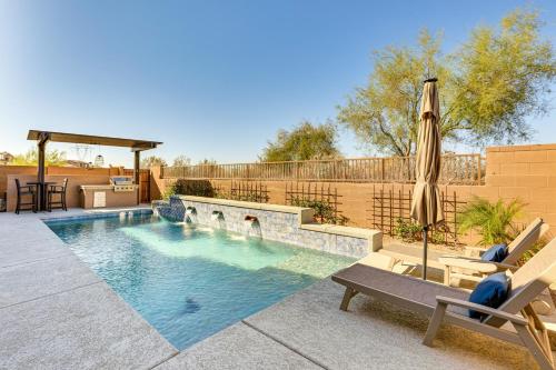 From $41pp - 8 Mi to Goodyear Ballpark Golf Getaway with Patio, Liberty, AZ