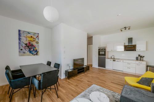 Exquis Luxus 2br Apartment Etro I Balcony I Family-friendly I Mercedes I Home Office - Sindelfingen