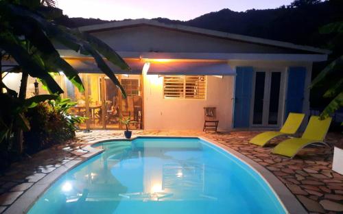 Chambre Independante Donnant Sur Piscine - Martinique