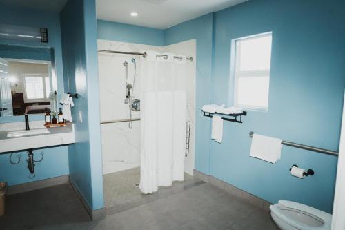 Paso Robles Wine Country Inn - Paso Robles, CA