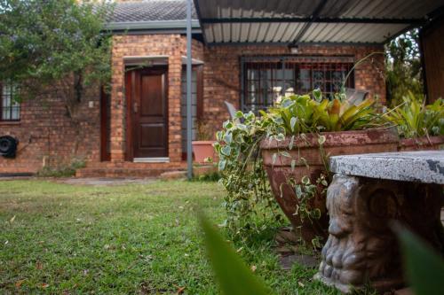 Marilyn's Cottage - White River