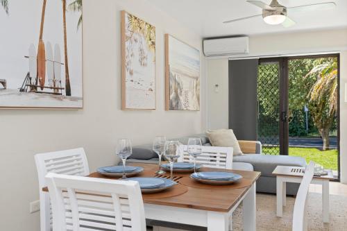 Sawtell Beach Ocean Sands 3 - Opposite Main Beach And Short Stroll To Coffee Shops And Restaurants! - Coffs Harbour