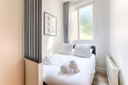 Republique Canal St Martin Charming Apartment - ibis Paris Avenue de la Republique