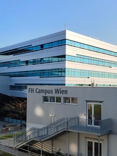Favorit-rooms ,Direct Metro Connection U1 To Centralstation-airport And City-center - Viena