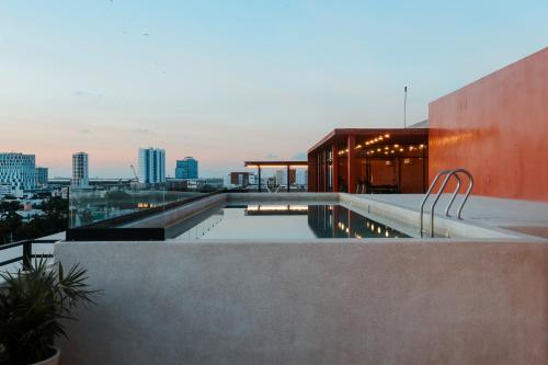 Everglades Suites - Cancún