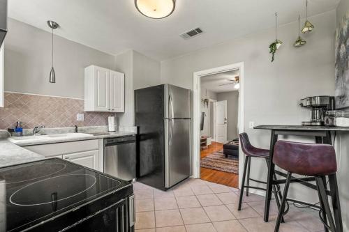 East Hill Retreat Near Beaches & Downtown - Pensacola, FL