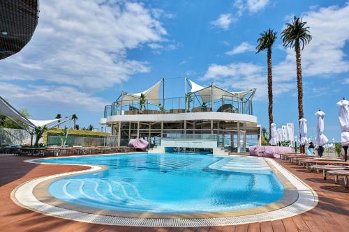 Studio Glamorous By White Tower - Constanța