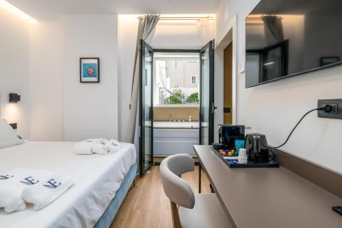 Ermes Suites & Rooms Bari - Bari