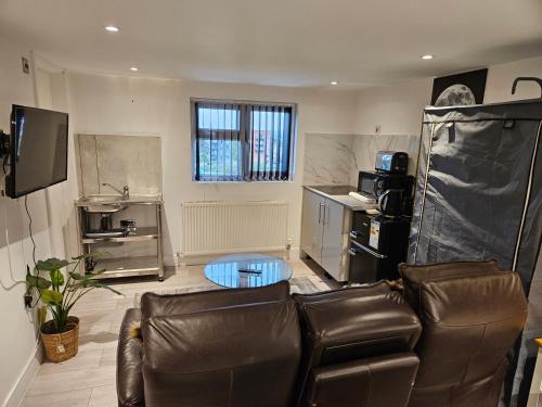 Riverview, Stylish Non Smoking Loft Ensuite 4 Rent - Dartford